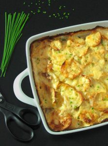 Garlic Cheesy Potatoes - Slice of Kitchen Life